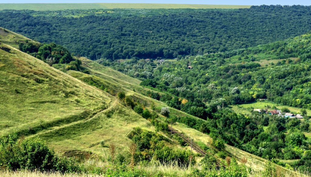 Descoperă Naslavcea - una din cele mai frumoase priveliști către Nistru ...